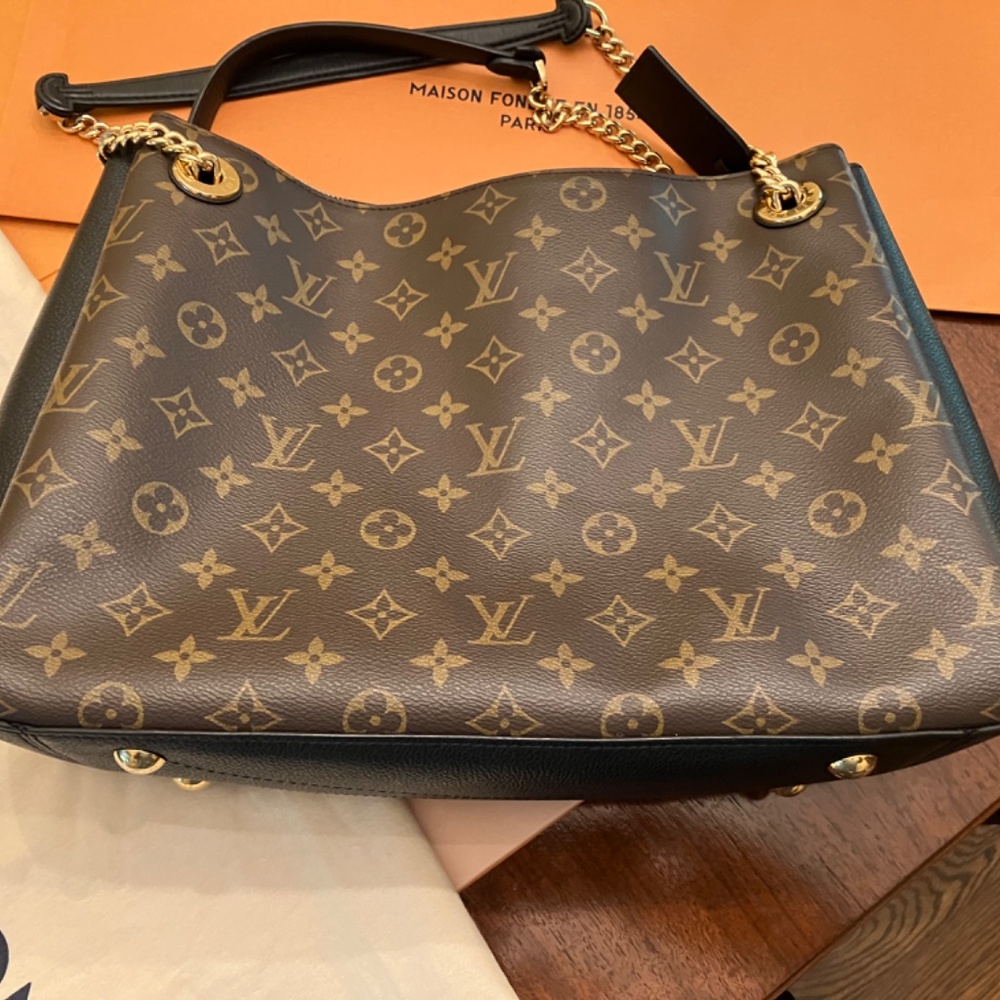 Authentic Louis Vuitton Surene Mm Monogram Noir - Gem